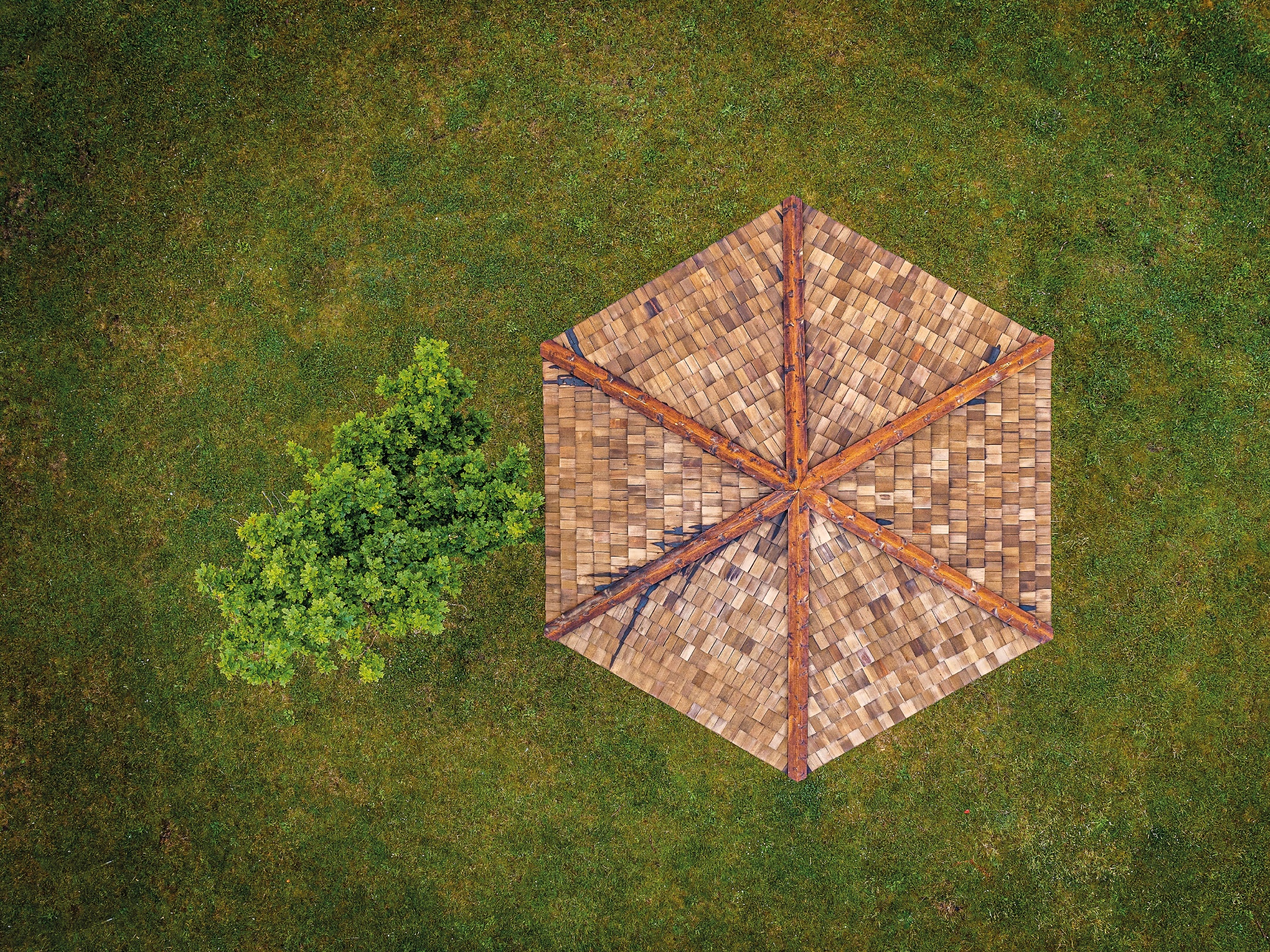 Hexagon H22 Pavilion | Nola®