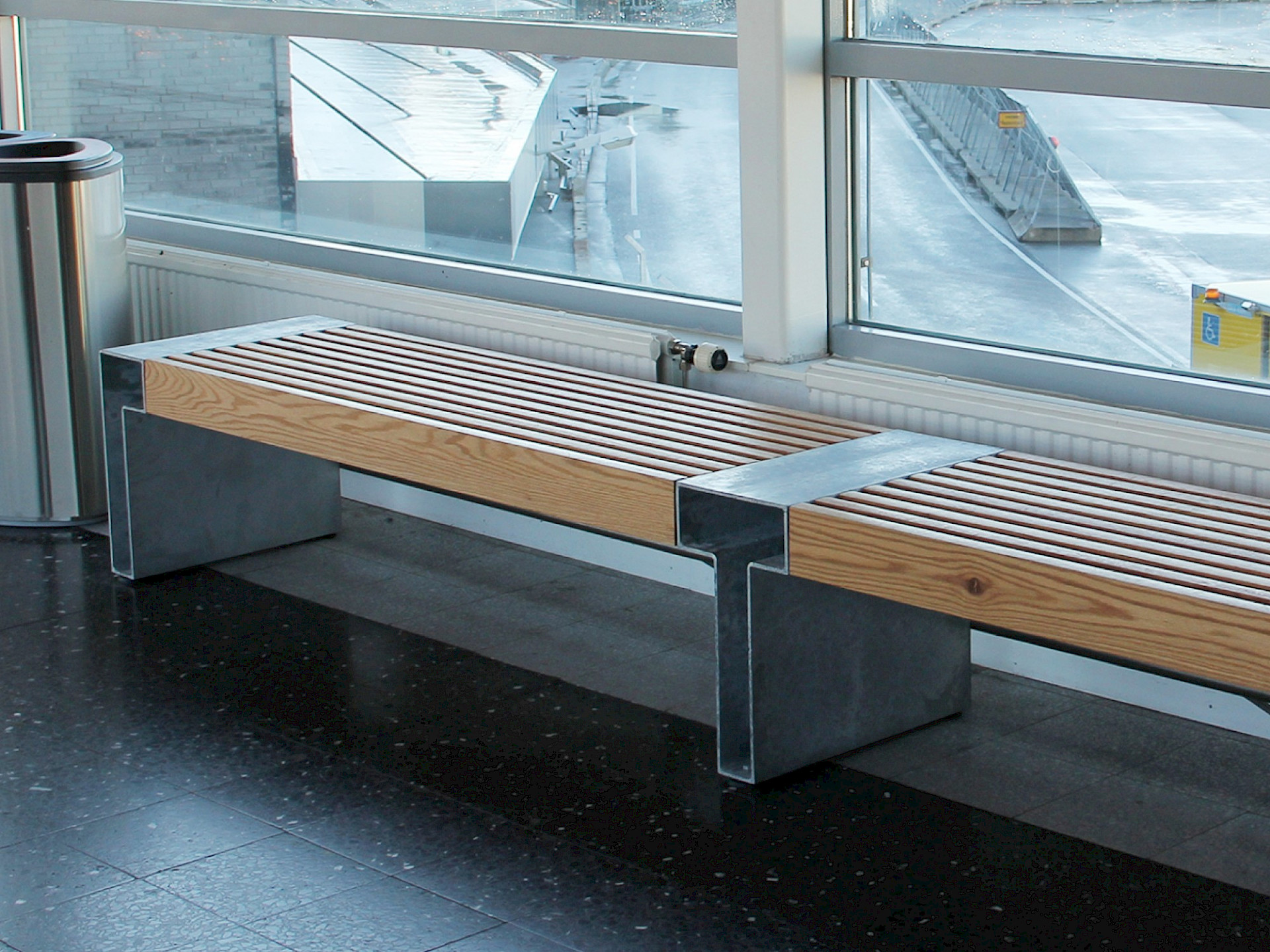 Paxa steel bench | Nola®