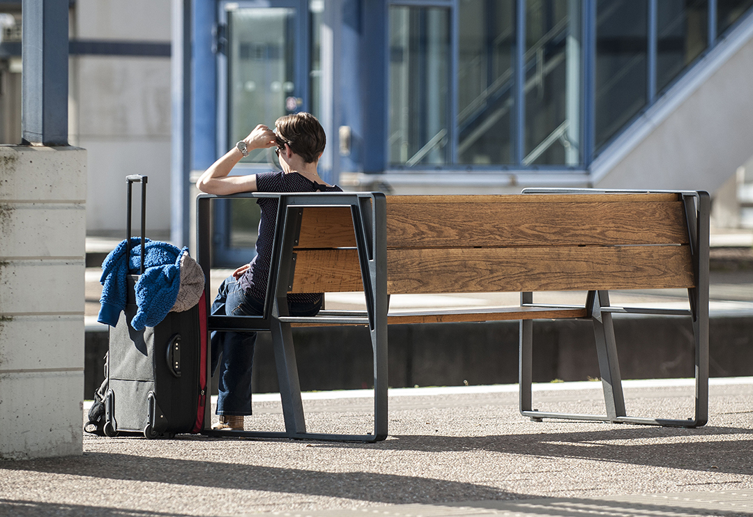 Lean Park Bench | Nola®