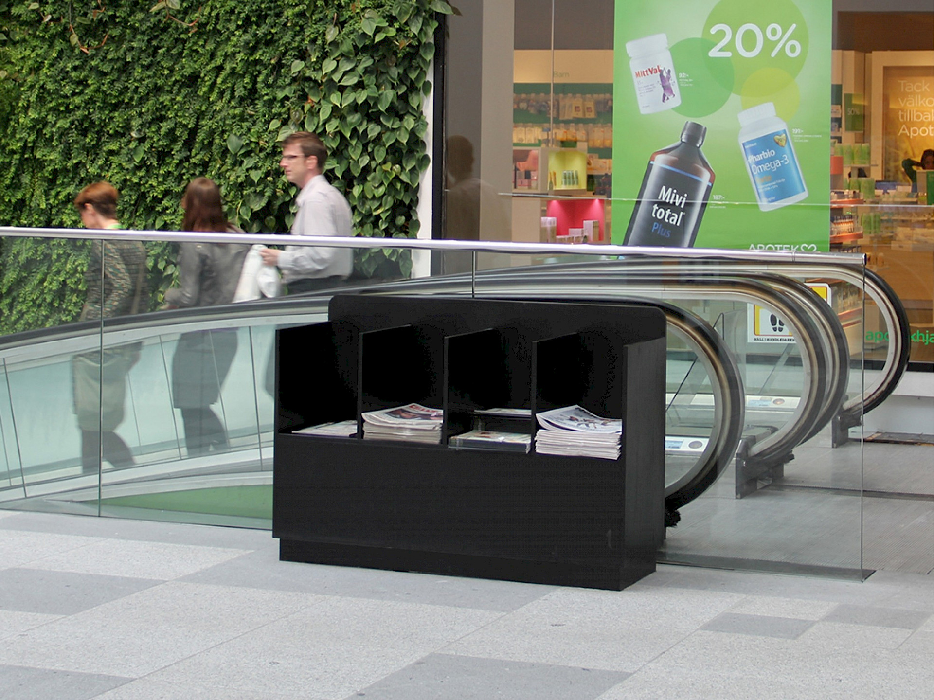 Täby Newspaper Dispenser | Nola®