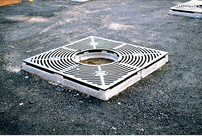 Markgaller i gjutjärn | Tål upp till 12 ton last | Nola®