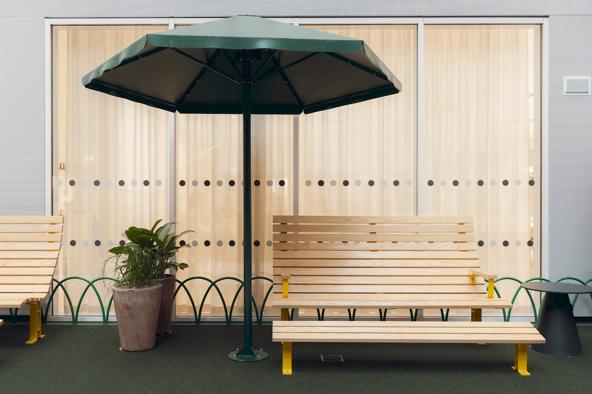 Kajen Solsoffa i trä | Thomas Bernstrand | Nola®