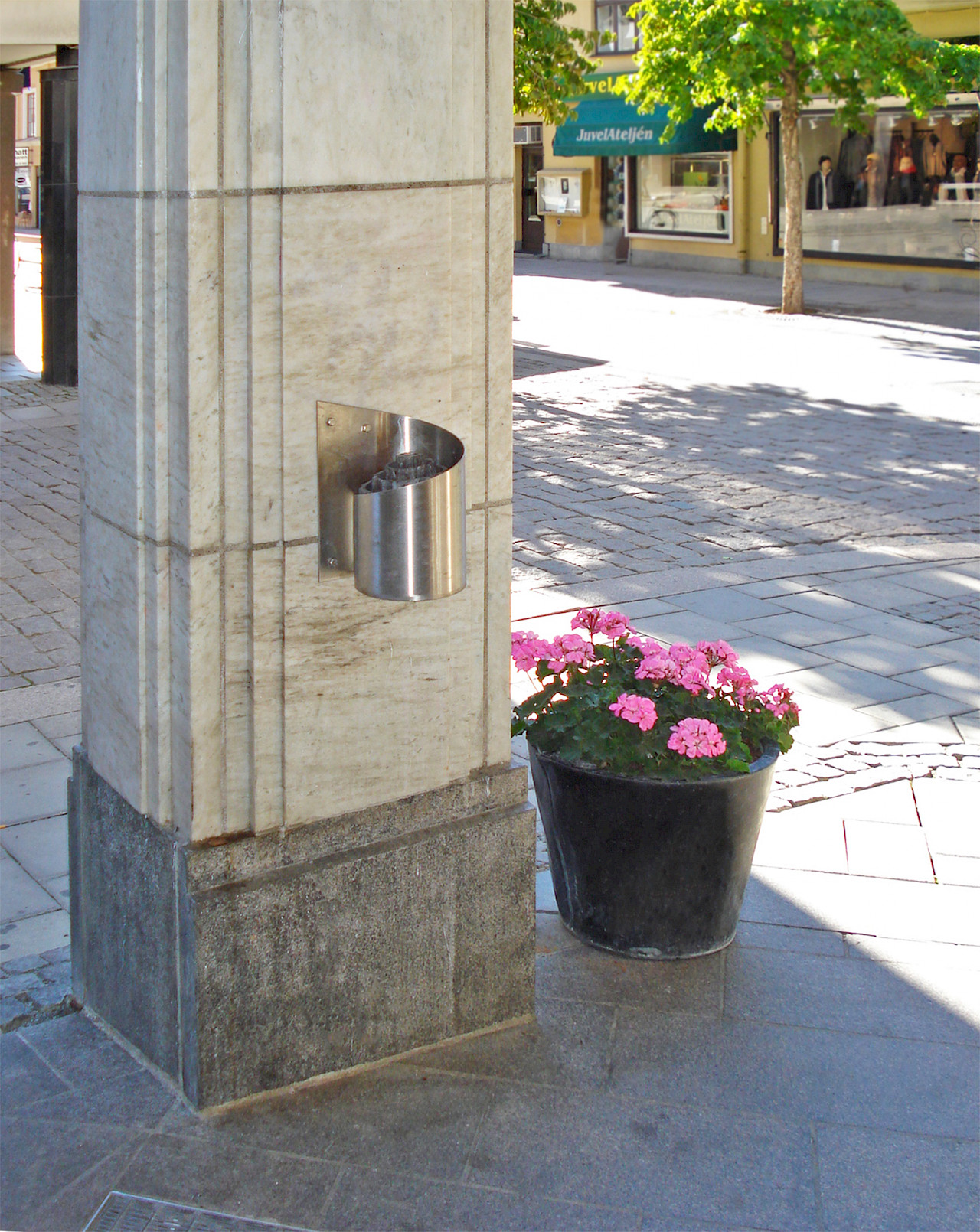 Slingan Ashtray | Nola®